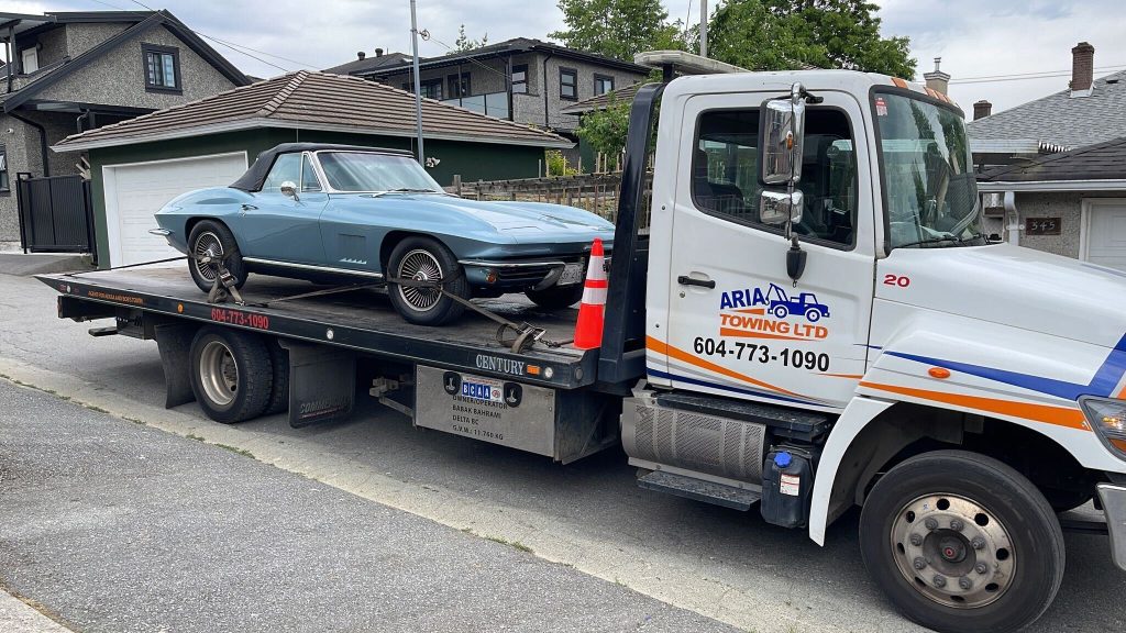 Flatbed vs Regular Towing | Towing Services Vancouver
